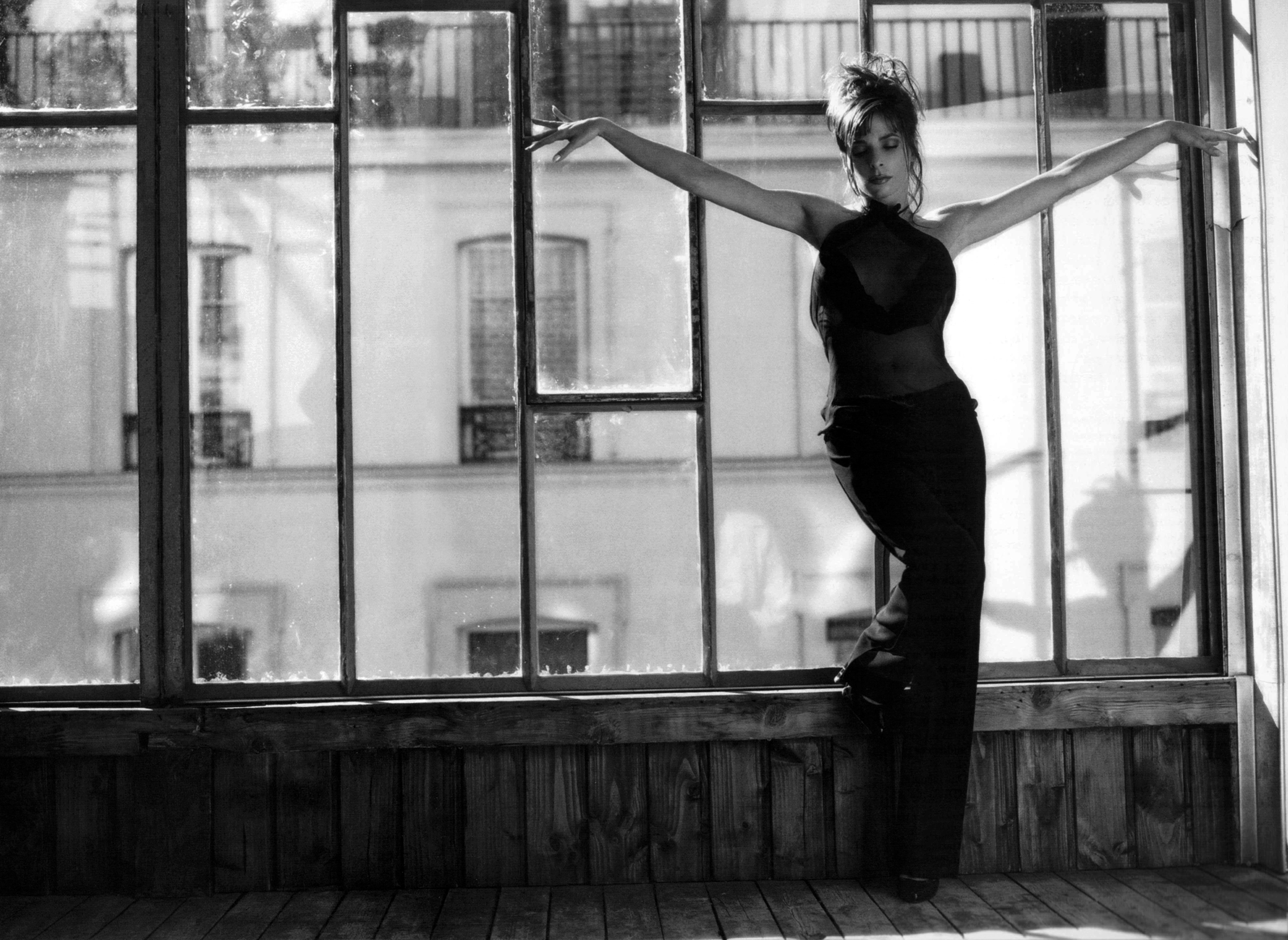 Mylène Farmer - Photographe : Karl Dickenson - 1996 | Galerie photos ...
